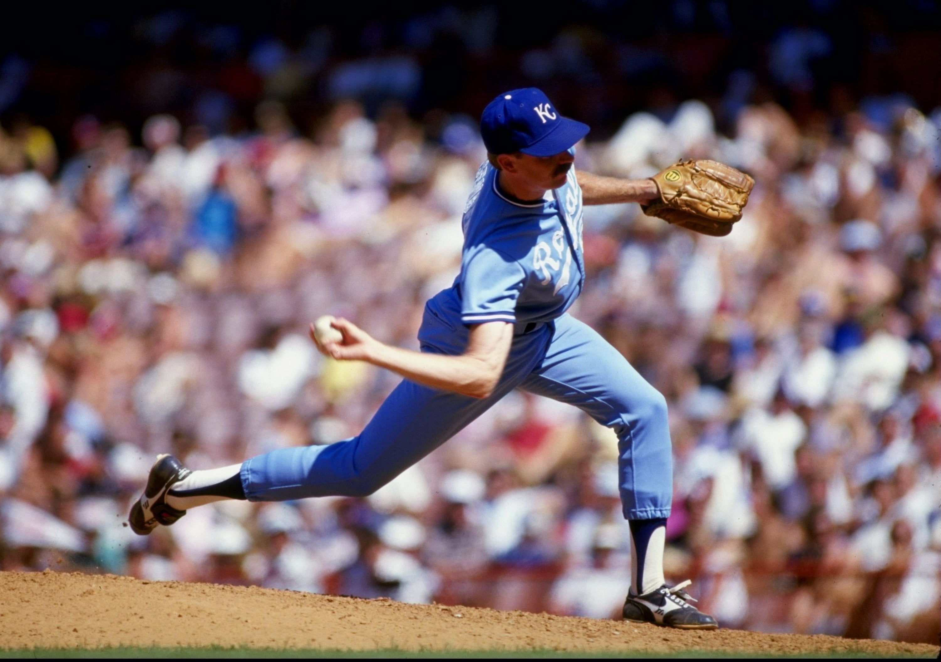 Why Baseball Needs More Side-Arm, Submariner, and Side Winder Pitchers ...